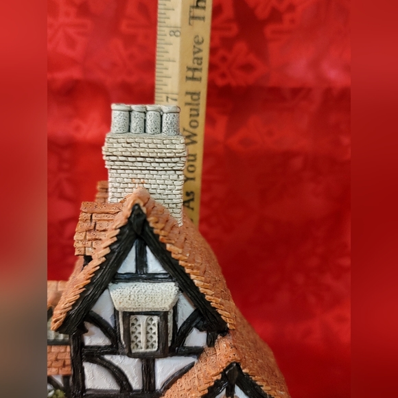 David Winter | Art | David Winter Cottages Squires Hall 985 | Poshmark